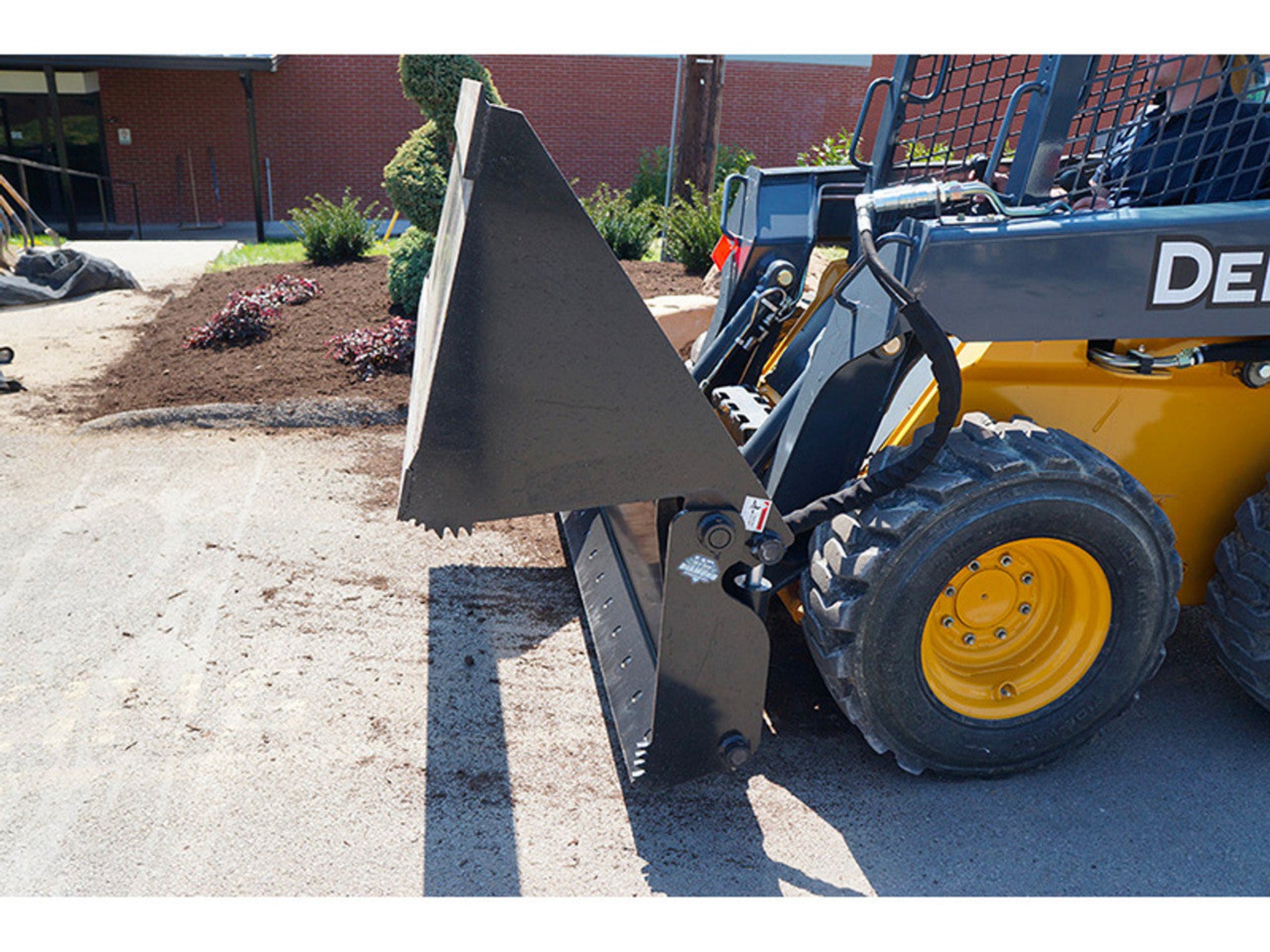 Blue Diamond | Bucket — 4-IN-1 | Skid Steer Attachments — Construction ...
